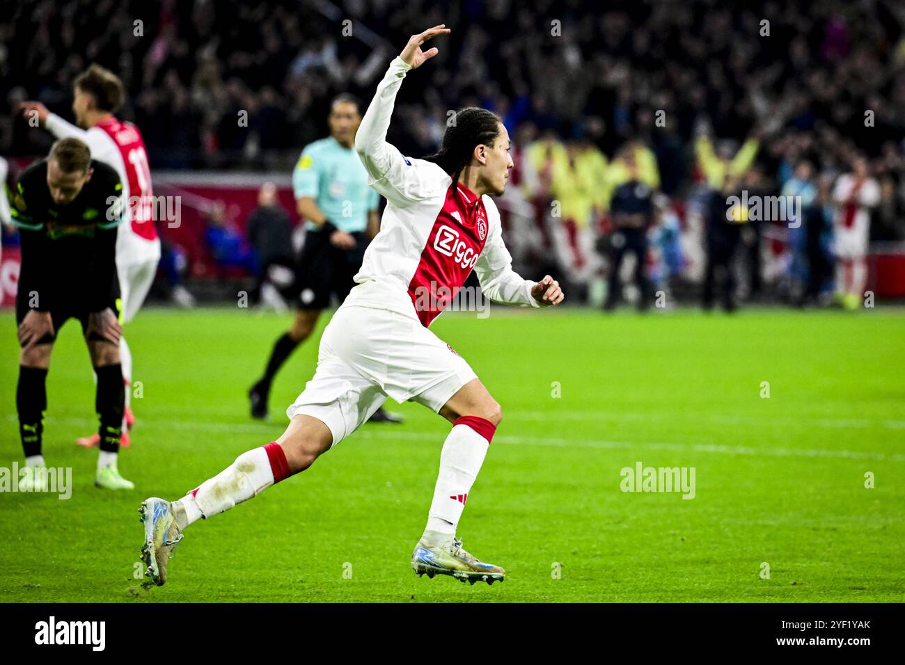 Fitz jim celebrates hi-res stock photography and images - Alamy