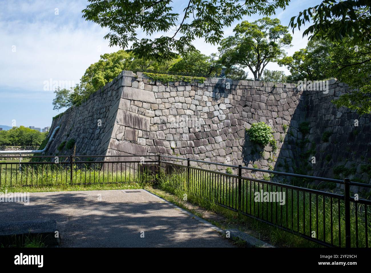 Osaka castle historic japanese hi-res stock photography and images - Alamy