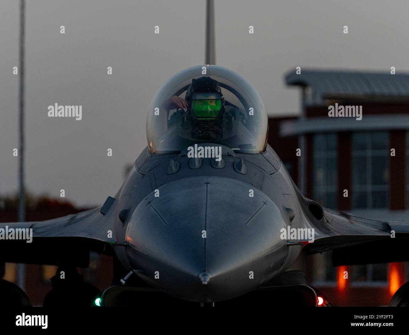 Air display pilot hi-res stock photography and images - Alamy