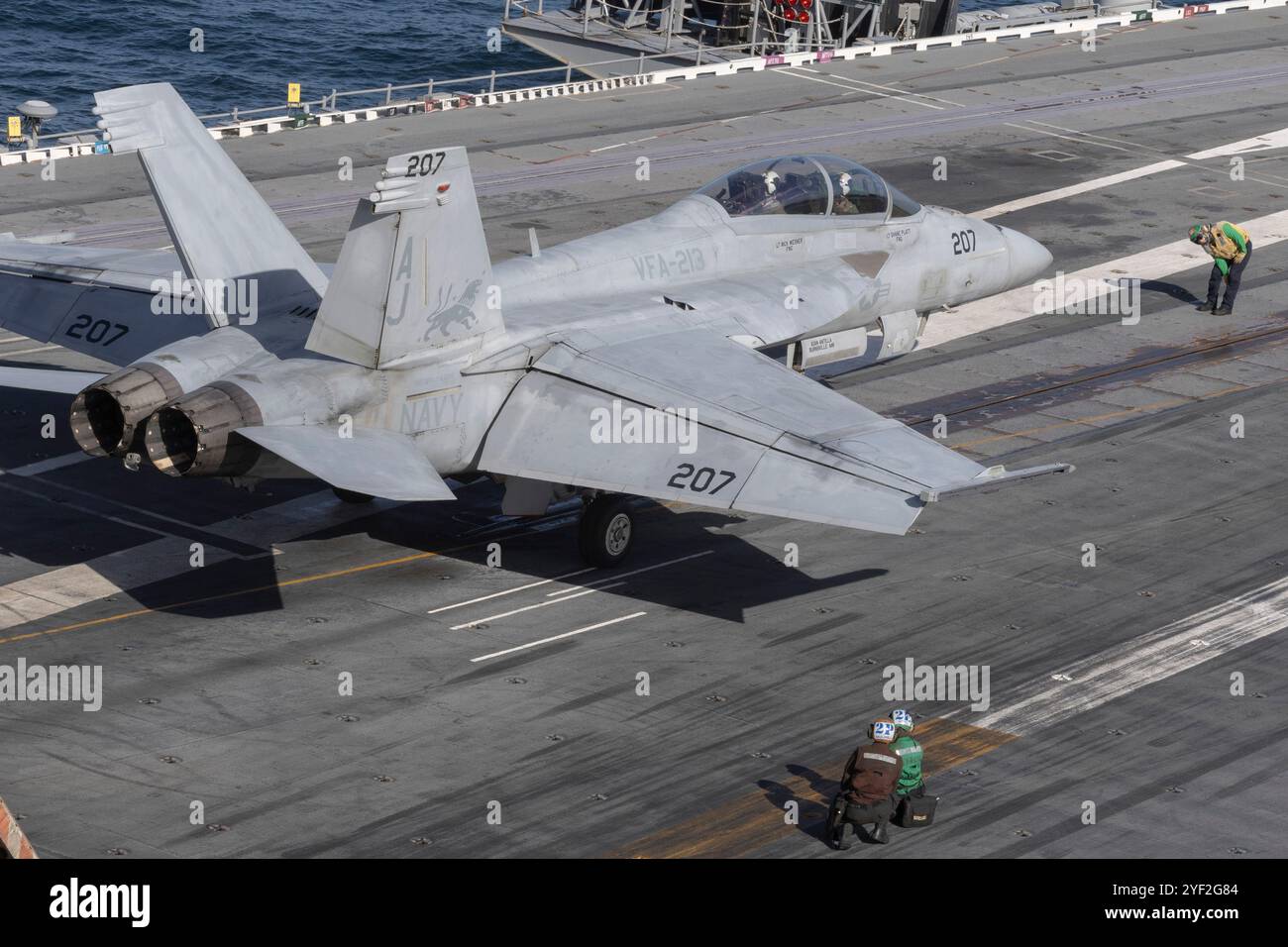 An F/A-18F Super Hornet, assigned to the ÒBlacklionsÓ of Strike Fighter ...