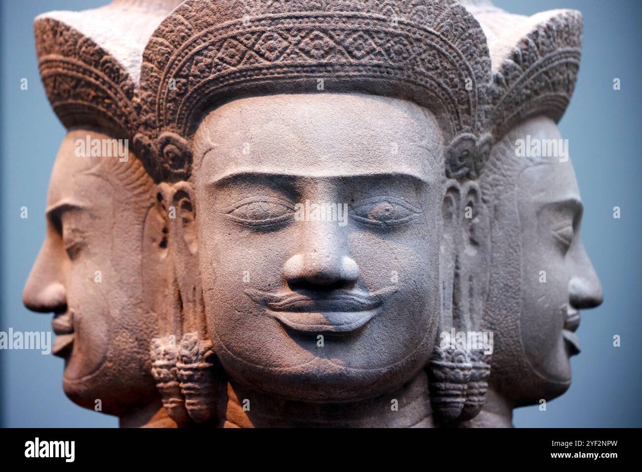 Brahma gott statue hi-res stock photography and images - Alamy