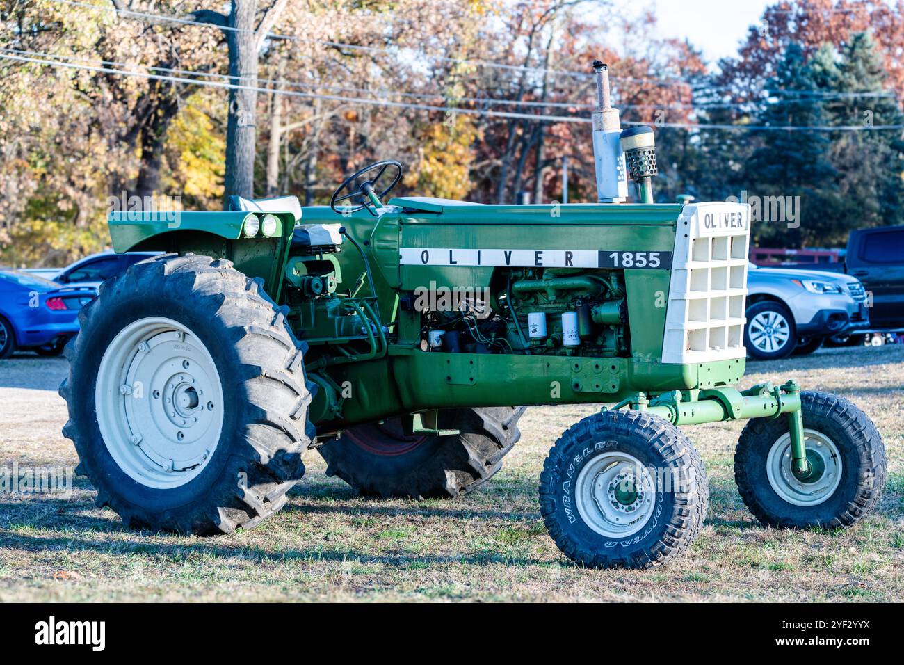 Oliver 1855 tractor Stock Photo - Alamy