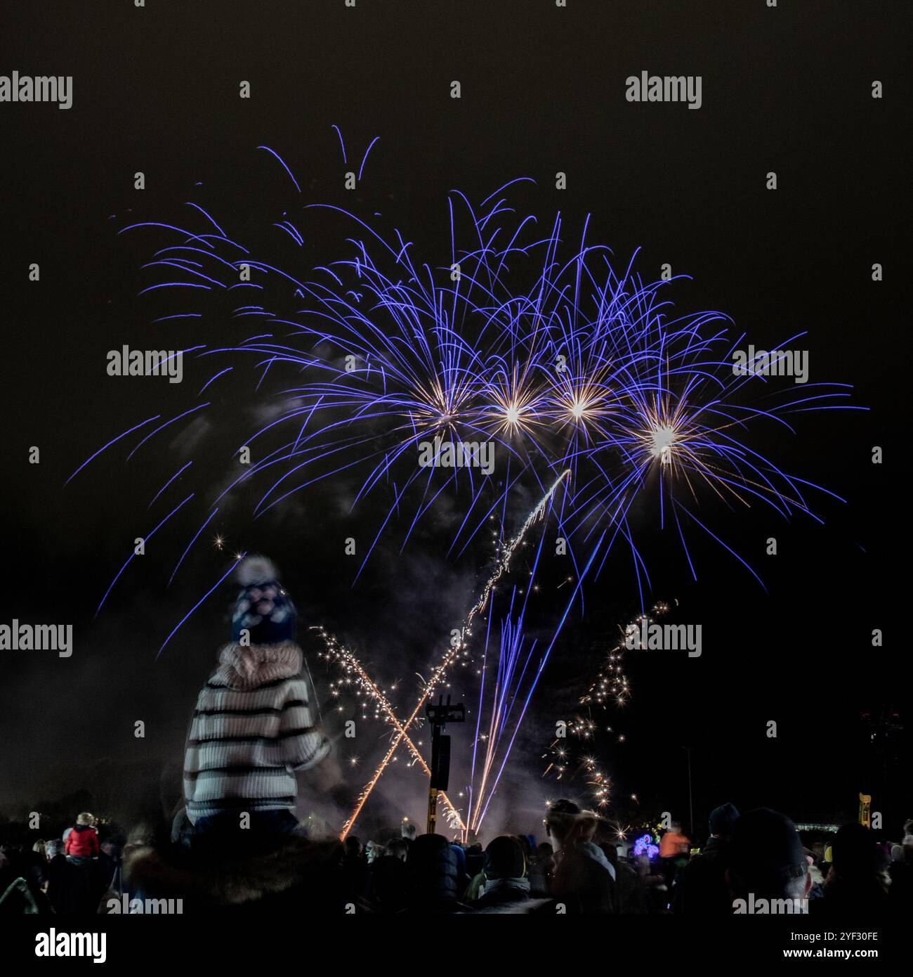 Crowds watching the Bicester Round Table 2024 annual fireworks display ...