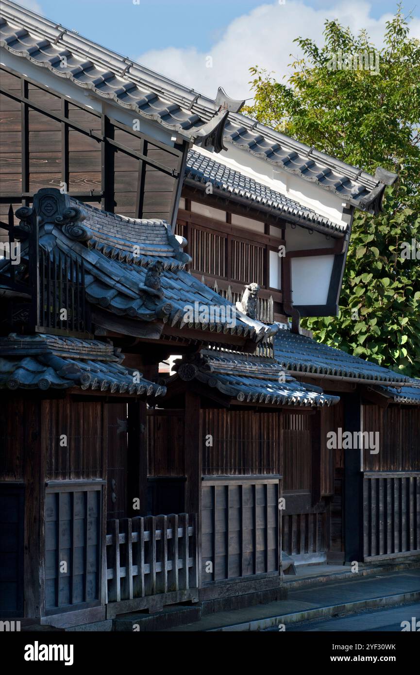 Traditional merchant houses from the Edo Period along the Nakasendo ...