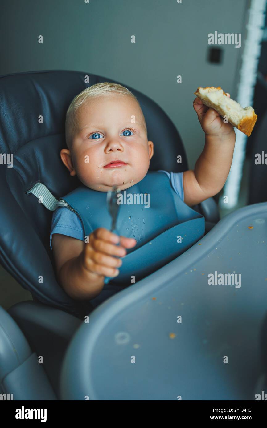 1 year old girl with 12 year old boy hi-res stock photography and ...