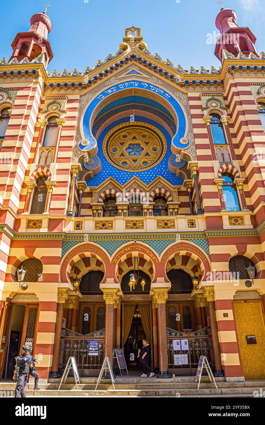 Jerusalem Synagogue in New Town in Prague, Czech Republic Stock Photo ...