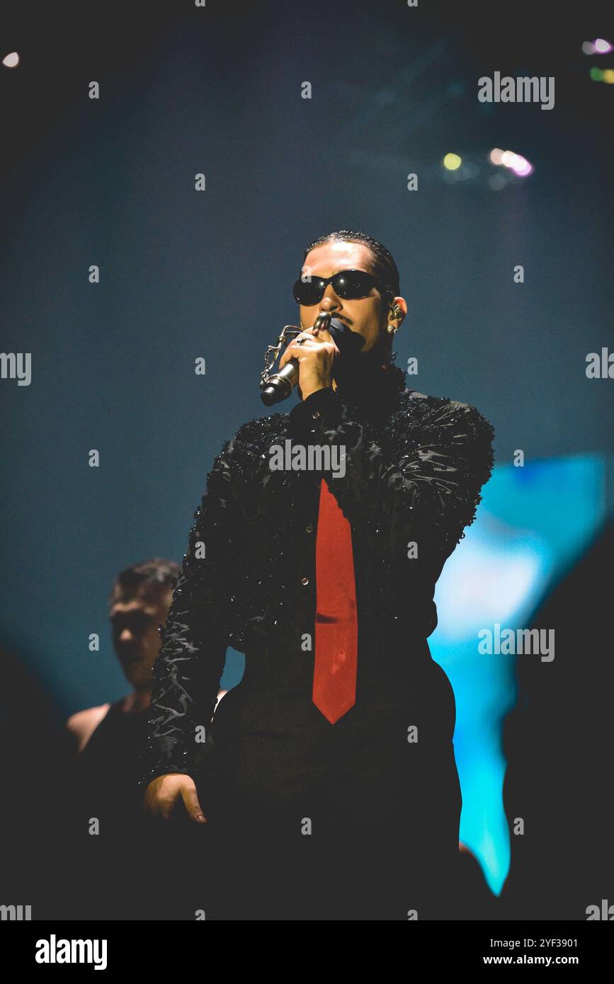 Napoli, Italy. 31st Oct, 2024. Italian singer Alessandro Mahmoud ...