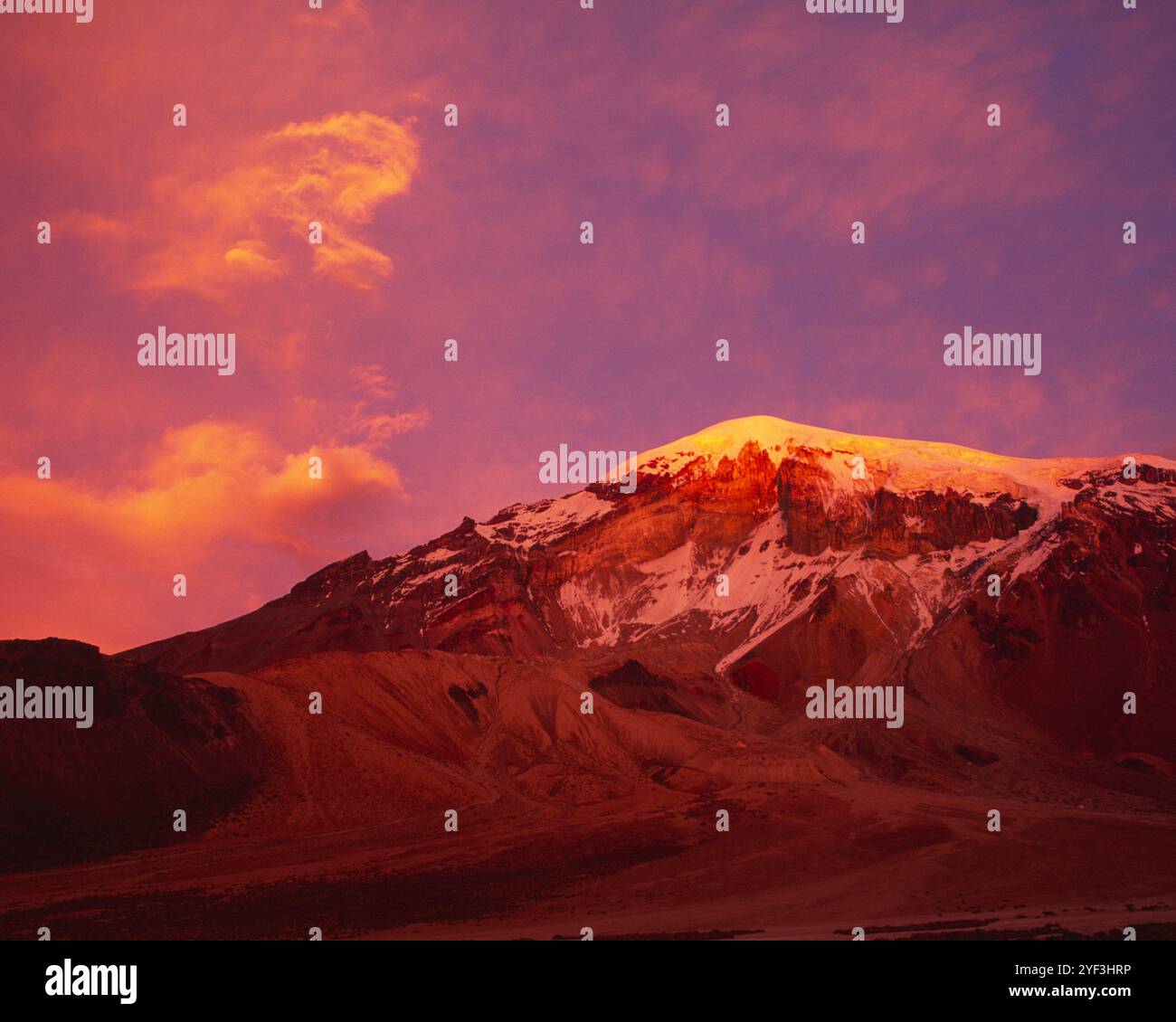 Nevado Sajama at sunset. Nevado Sajama is the highest mountain in ...