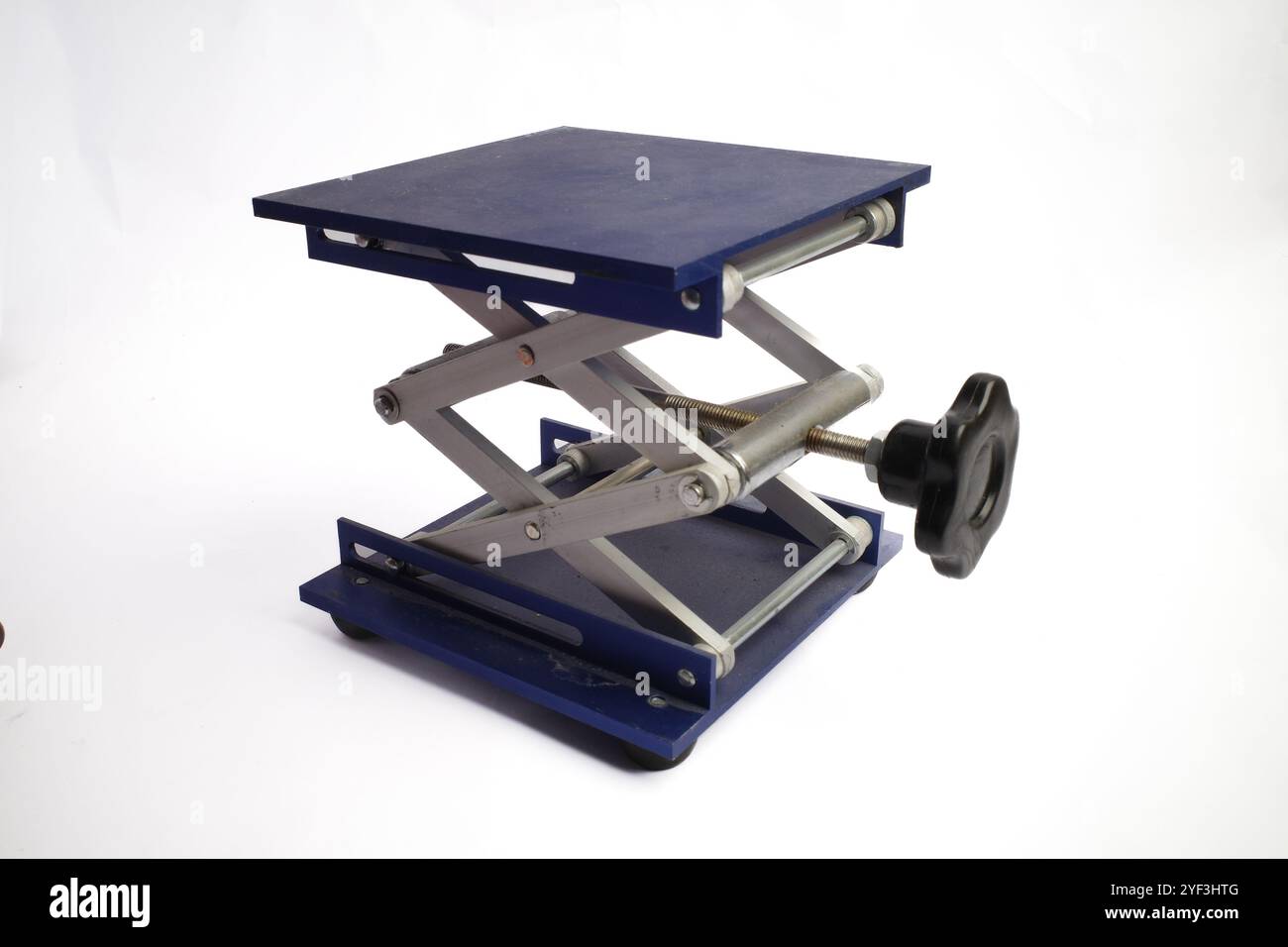 Laboratory Scissor Jack Lift Stand on White Stock Photo - Alamy