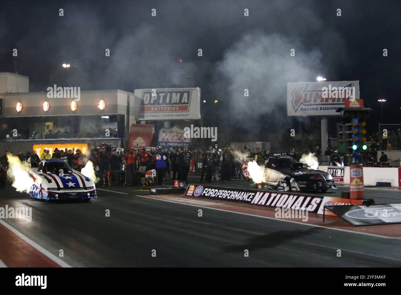 LAS VEGAS, NV - NOVEMBER 02: Matt Hagan (14 FC) Dodge Power Brokers ...
