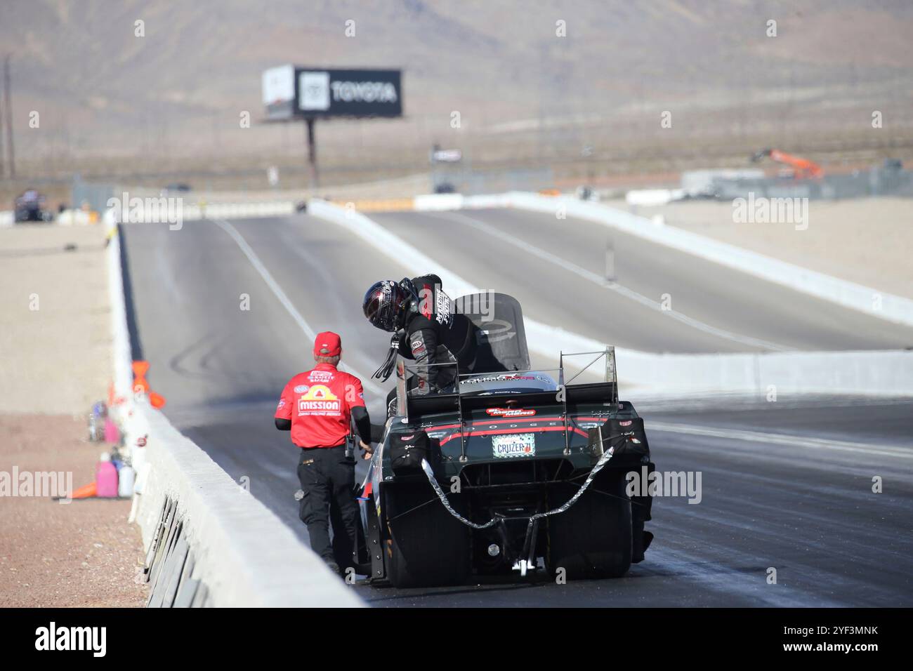 LAS VEGAS, NV - NOVEMBER 02: Cruz Pedregon (71 FC) Snap-on Tools Dodge ...