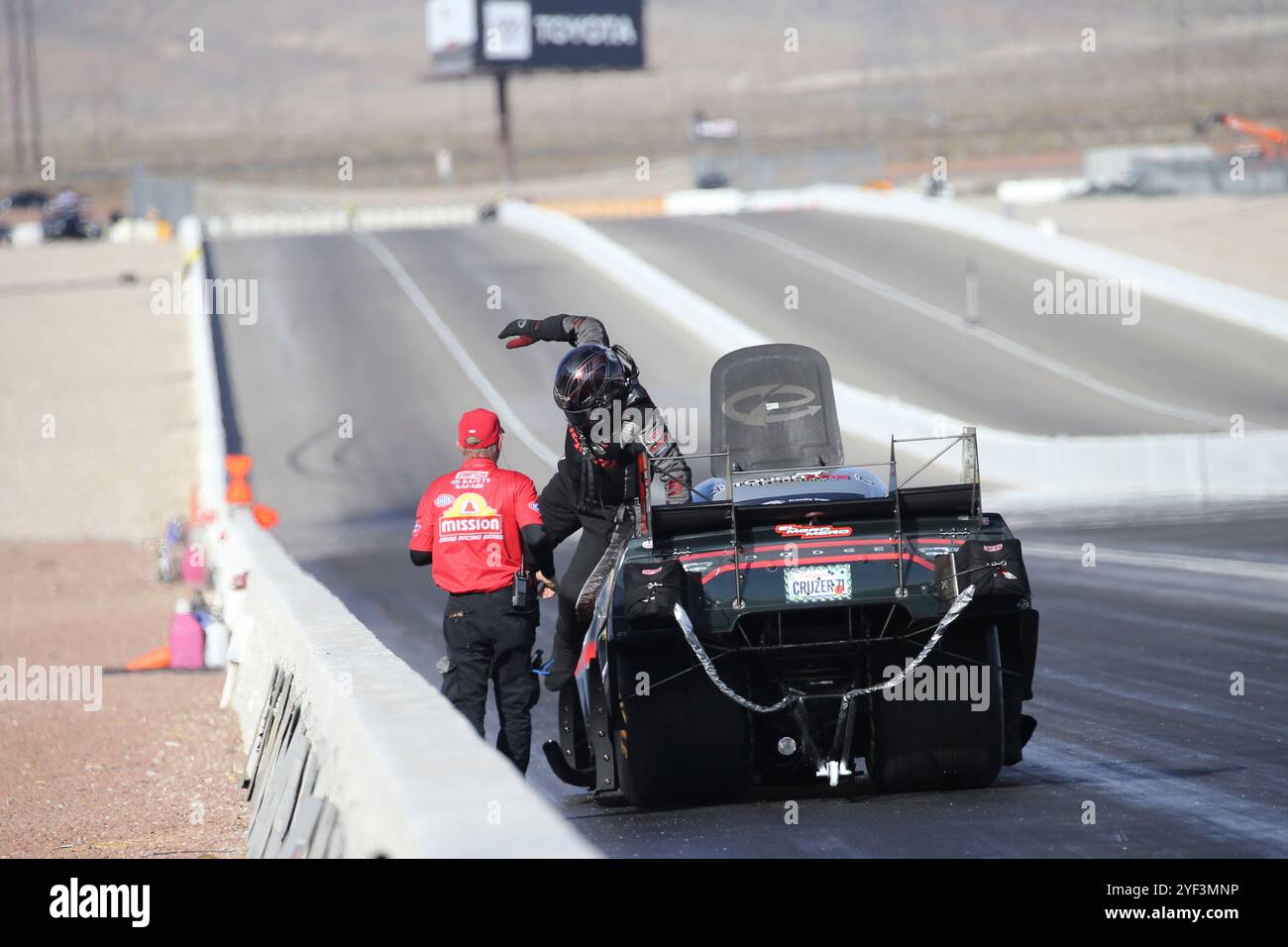 LAS VEGAS, NV - NOVEMBER 02: Cruz Pedregon (71 FC) Snap-on Tools Dodge ...