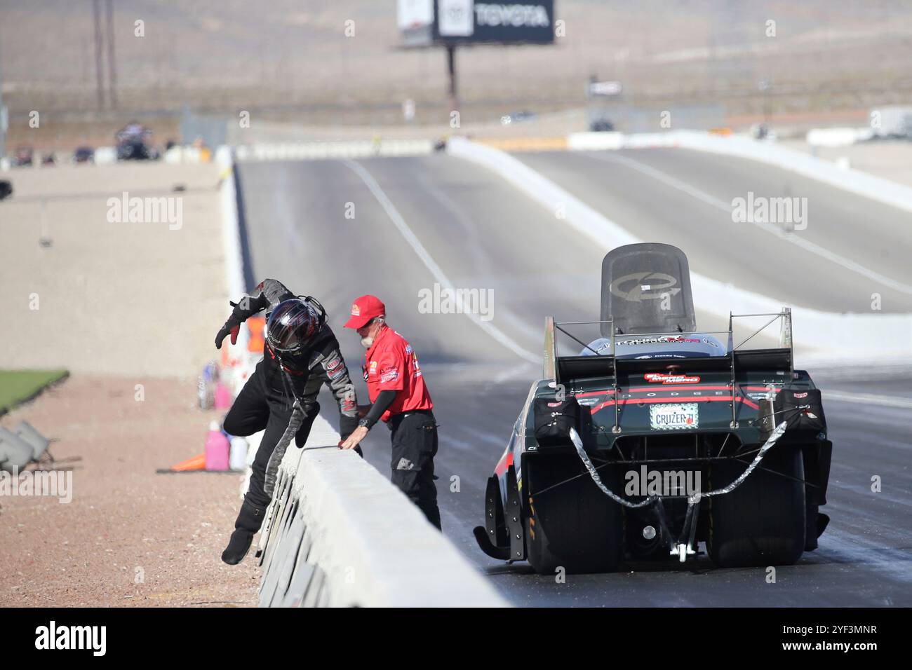 LAS VEGAS, NV - NOVEMBER 02: Cruz Pedregon (71 FC) Snap-on Tools Dodge ...