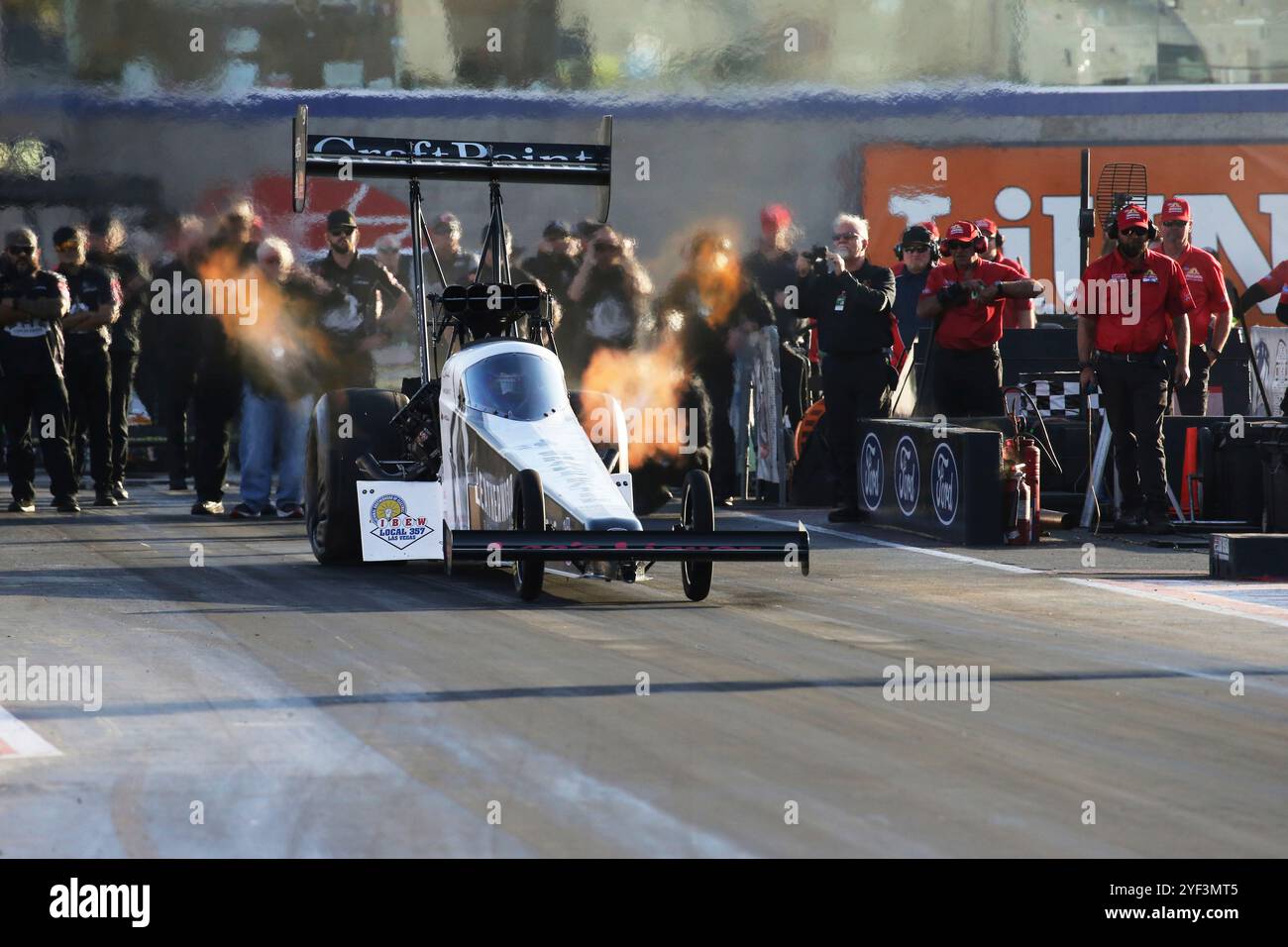 LAS VEGAS, NV - NOVEMBER 02: Tony Schumacher (9 TF) Okuma America NHRA ...