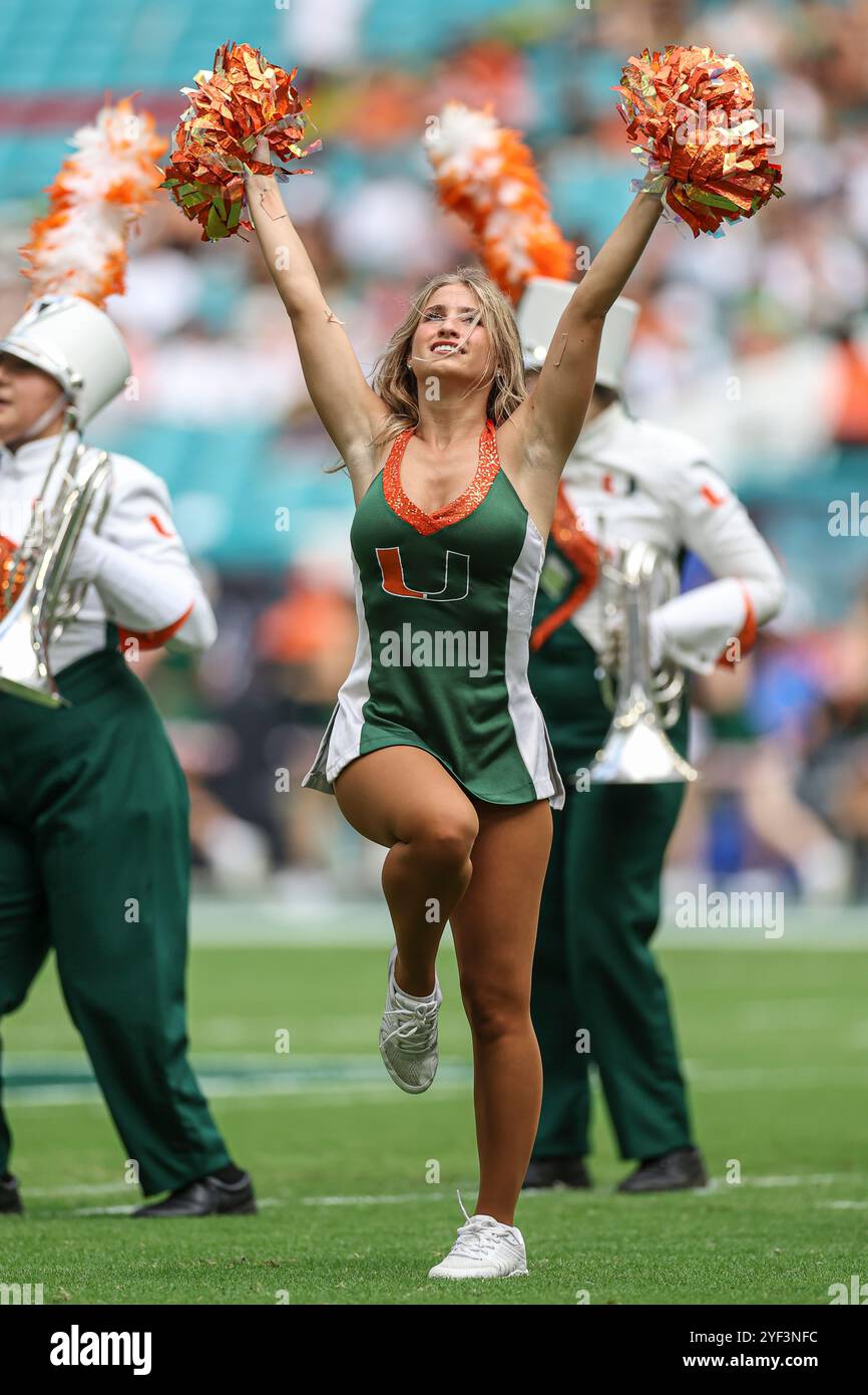 Miami hurricanes cheerleaders hi-res stock photography and images - Alamy