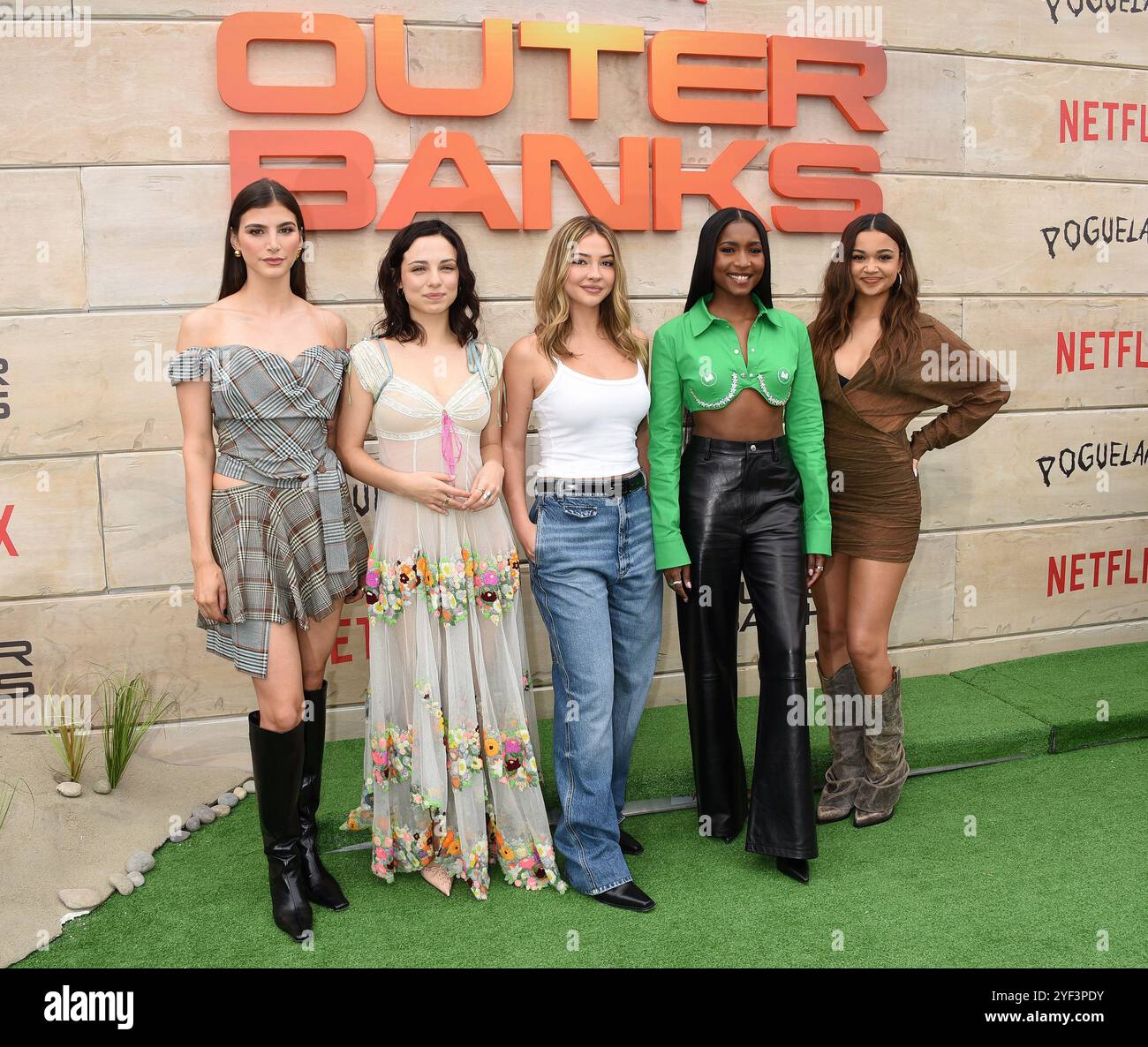Santa Monica, USA. 02nd Nov, 2024. Mia Challis, Fiona Palomo, Madelyn ...