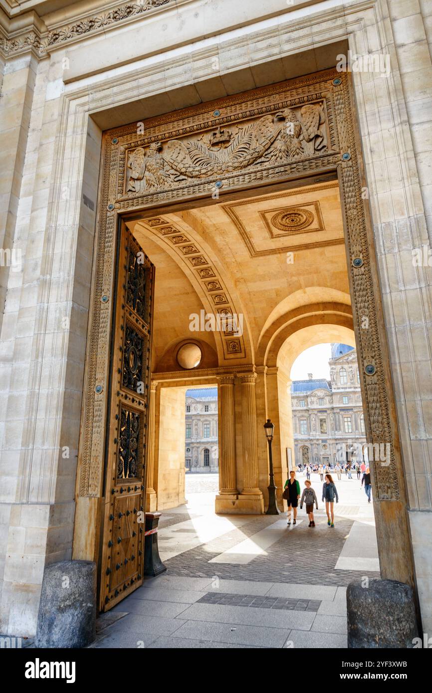 Paris, France - August 13, 2014: Awesome view of the easternmost gate ...
