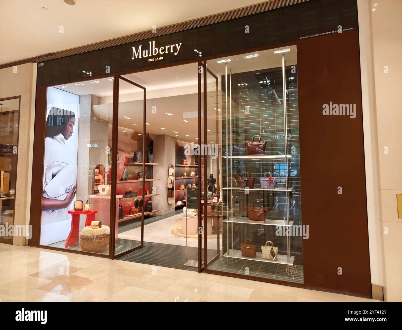 KUALA LUMPUR, MALAYSIA - AUGUST 28, 2024: Mulberry brand retail shop in ...