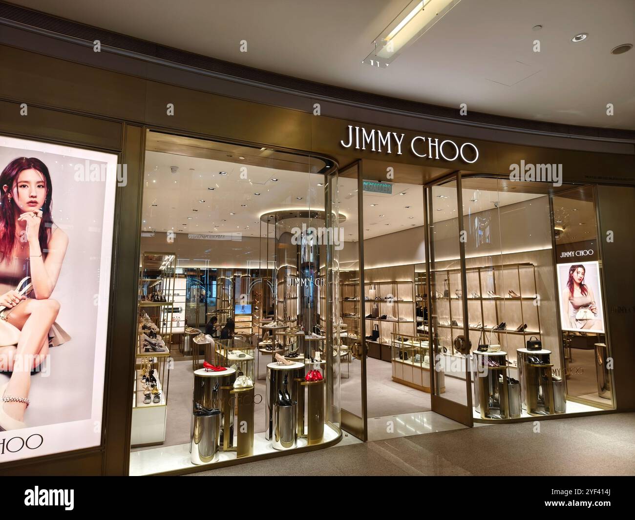 KUALA LUMPUR, MALAYSIA - AUGUST 28, 2024: Jimmy Choo brand retail shop ...