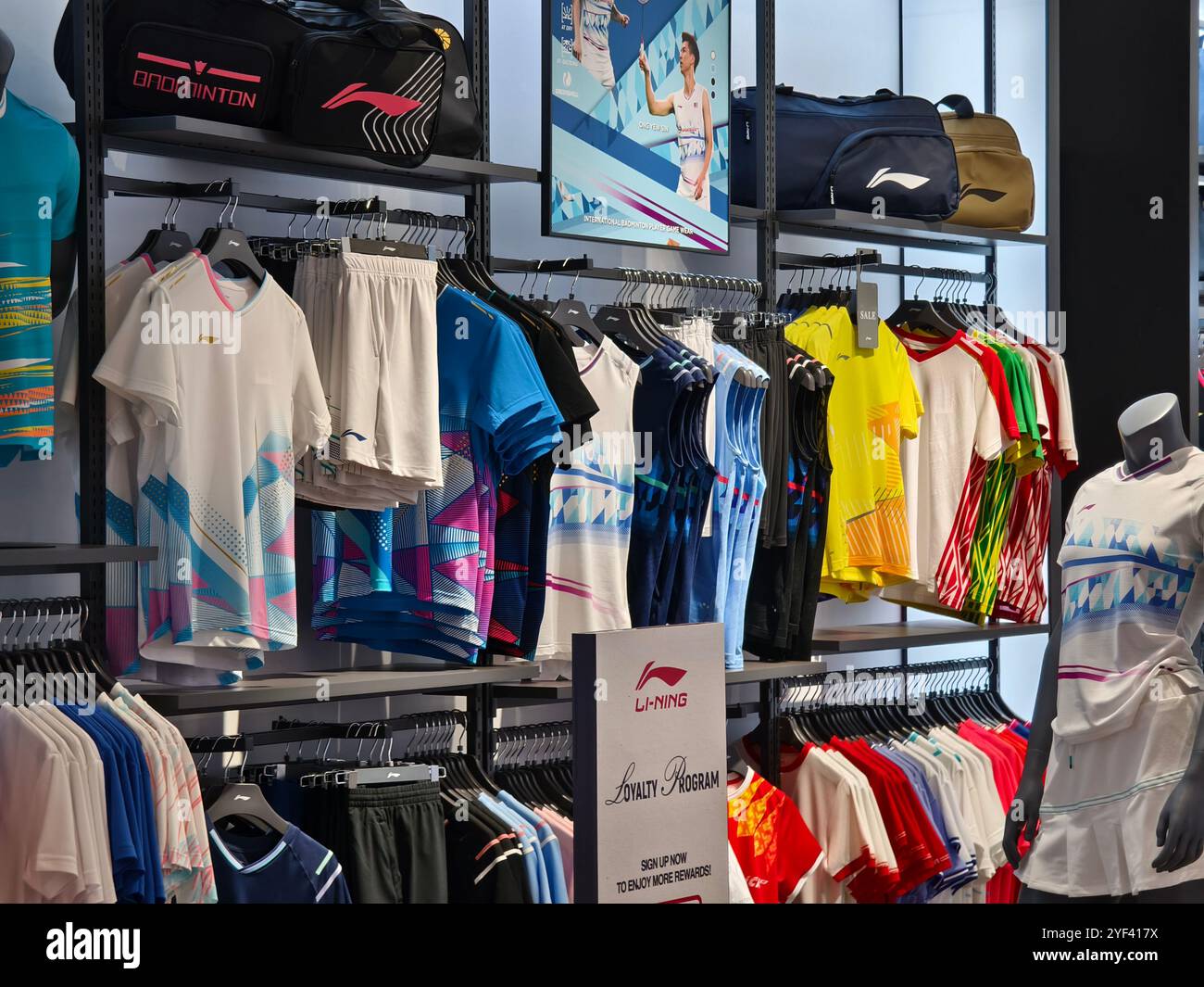 Li ning company hi-res stock photography and images - Alamy