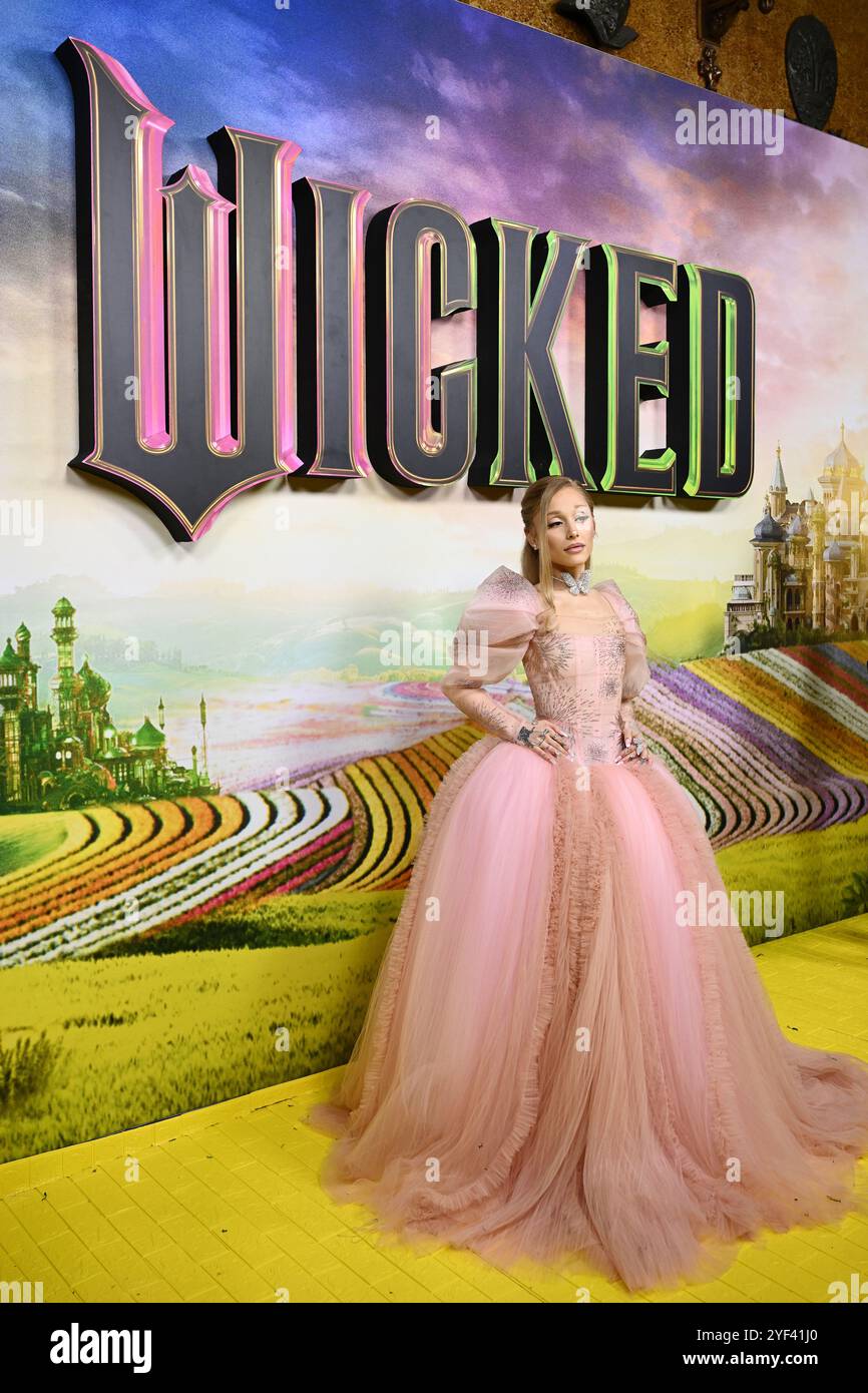 Sydney, Australia. 03rd Nov, 2024. Wicked cast member Ariana Grande ...