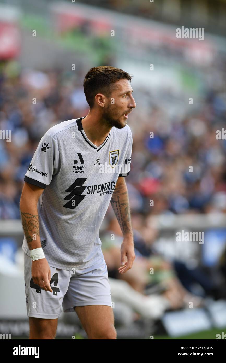 Australian soccer player macarthur bulls fc hi-res stock photography ...