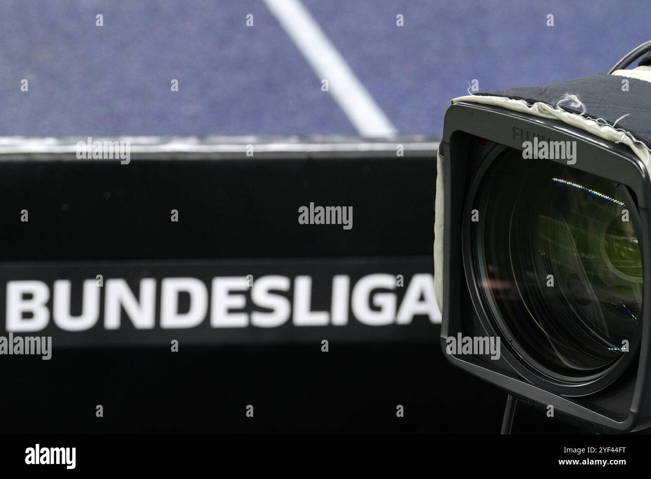 Dfb font hi-res stock photography and images - Alamy