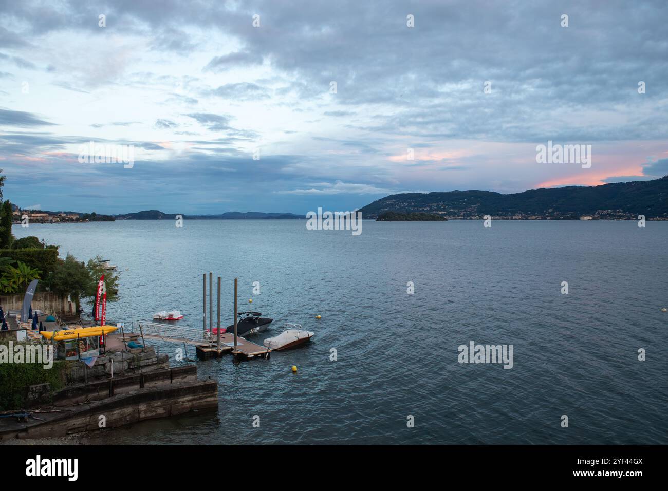Voyage en bateau en italie hi-res stock photography and images - Alamy
