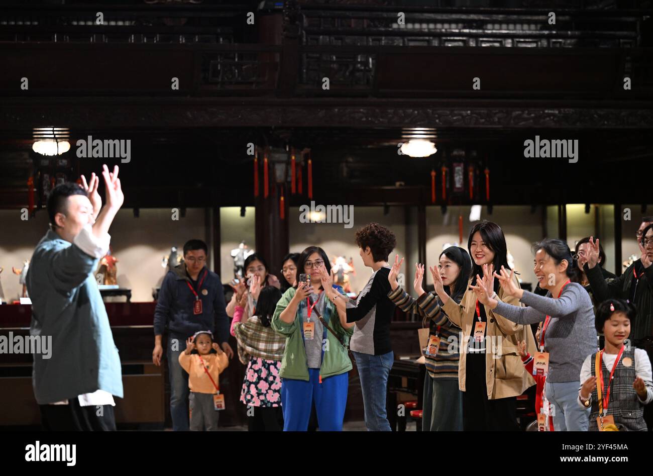 Tianjin, China's Tianjin. 2nd Nov, 2024. Members of the audience learn ...