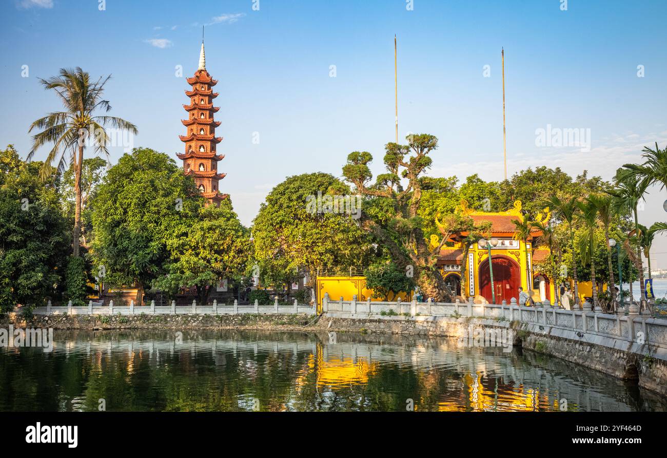 The 15m tall stupa known as Bao Thap, or Bao Tower, and the entrance at ...