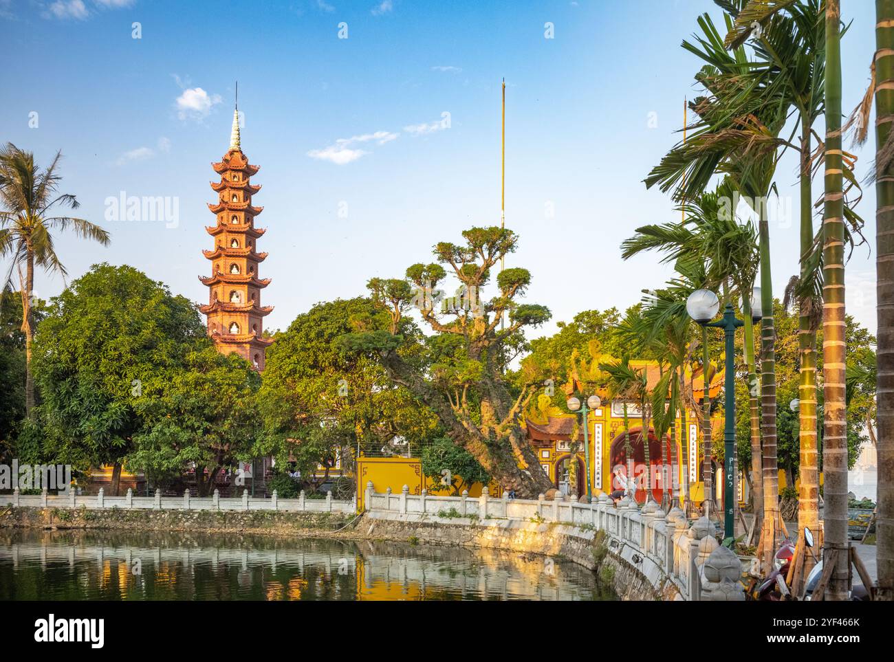 The 15m tall stupa known as Bao Thap, or Bao Tower, and the entrance at ...