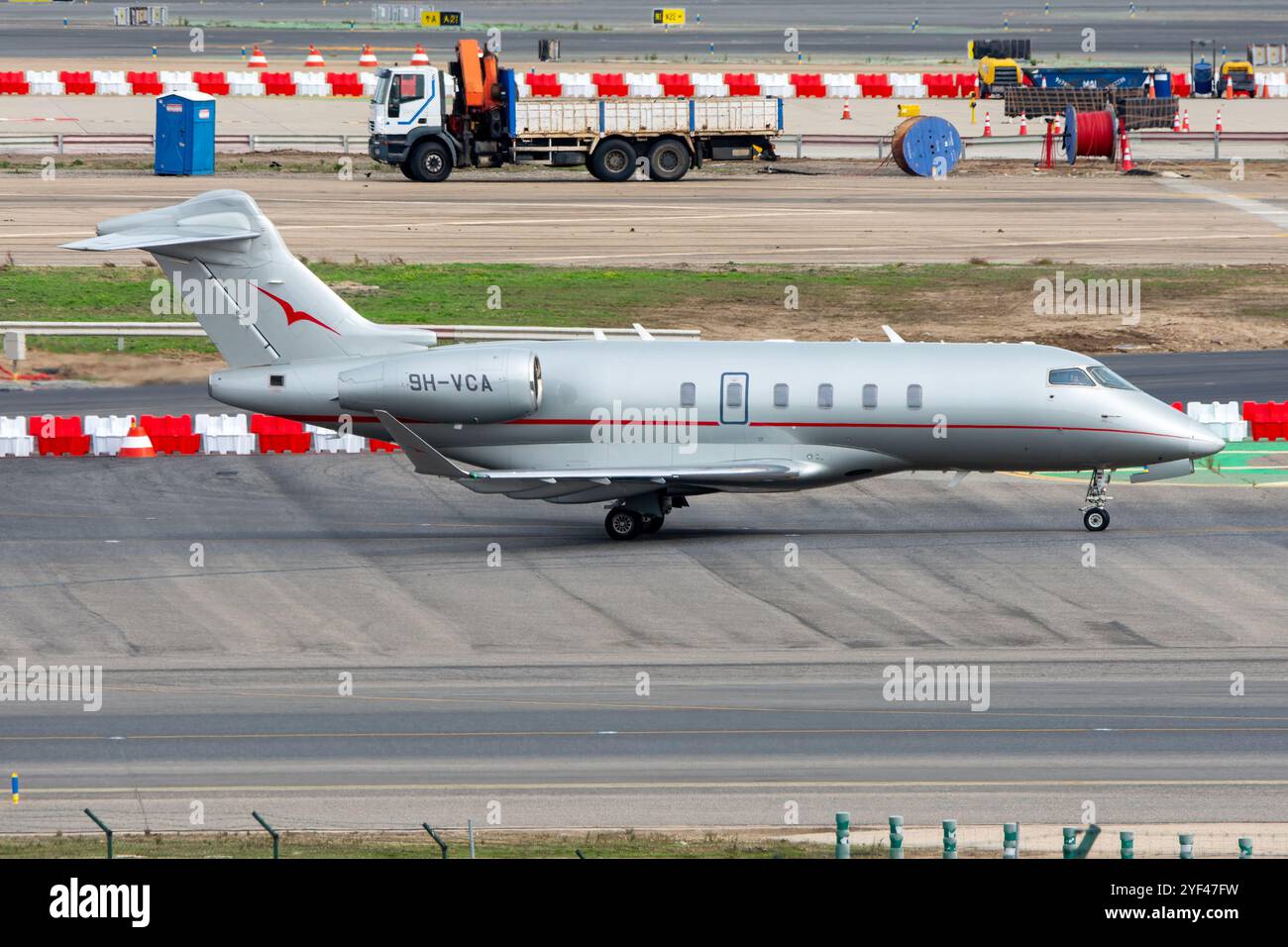 Servicios de aviones hi-res stock photography and images - Alamy