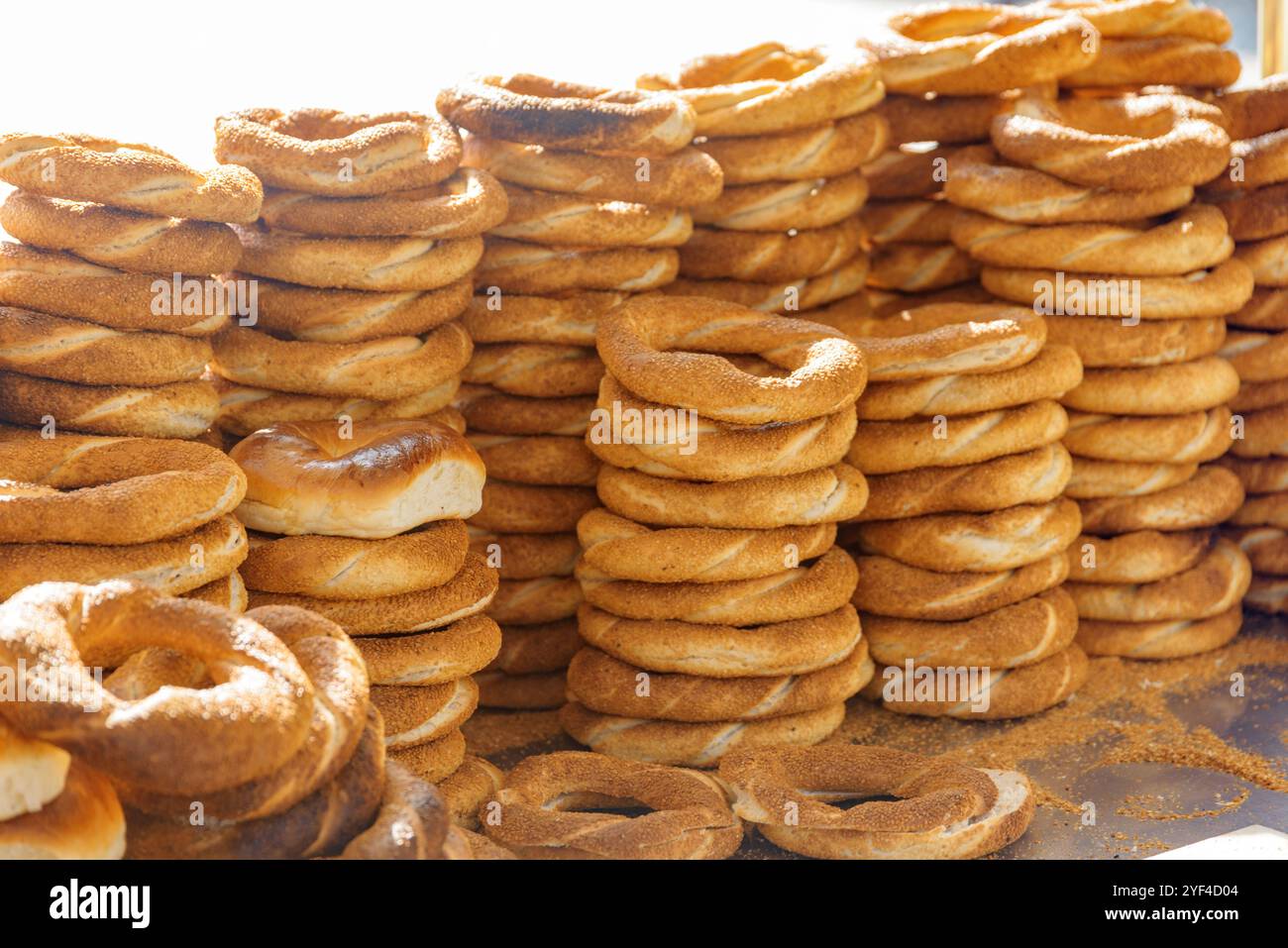 Bagel vendor street bread hi-res stock photography and images - Alamy