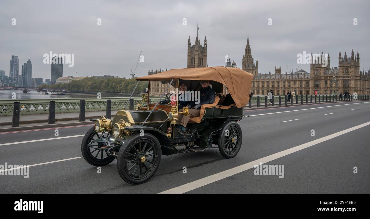 Westminster Bridge, London, UK. 3rd Nov, 2024. RM Sotheby’s London to ...
