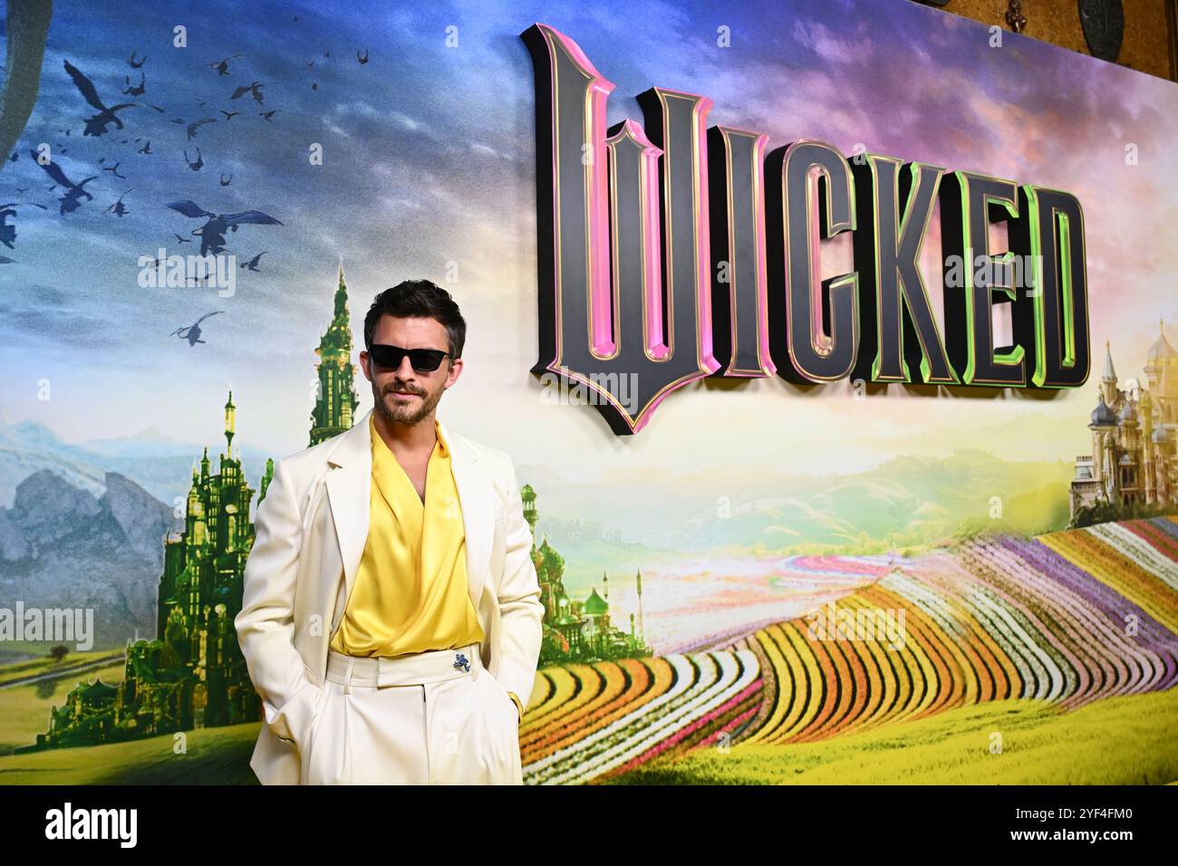 Sydney, Australia. 03rd Nov, 2024. Wicked cast member Jonathan Bailey ...