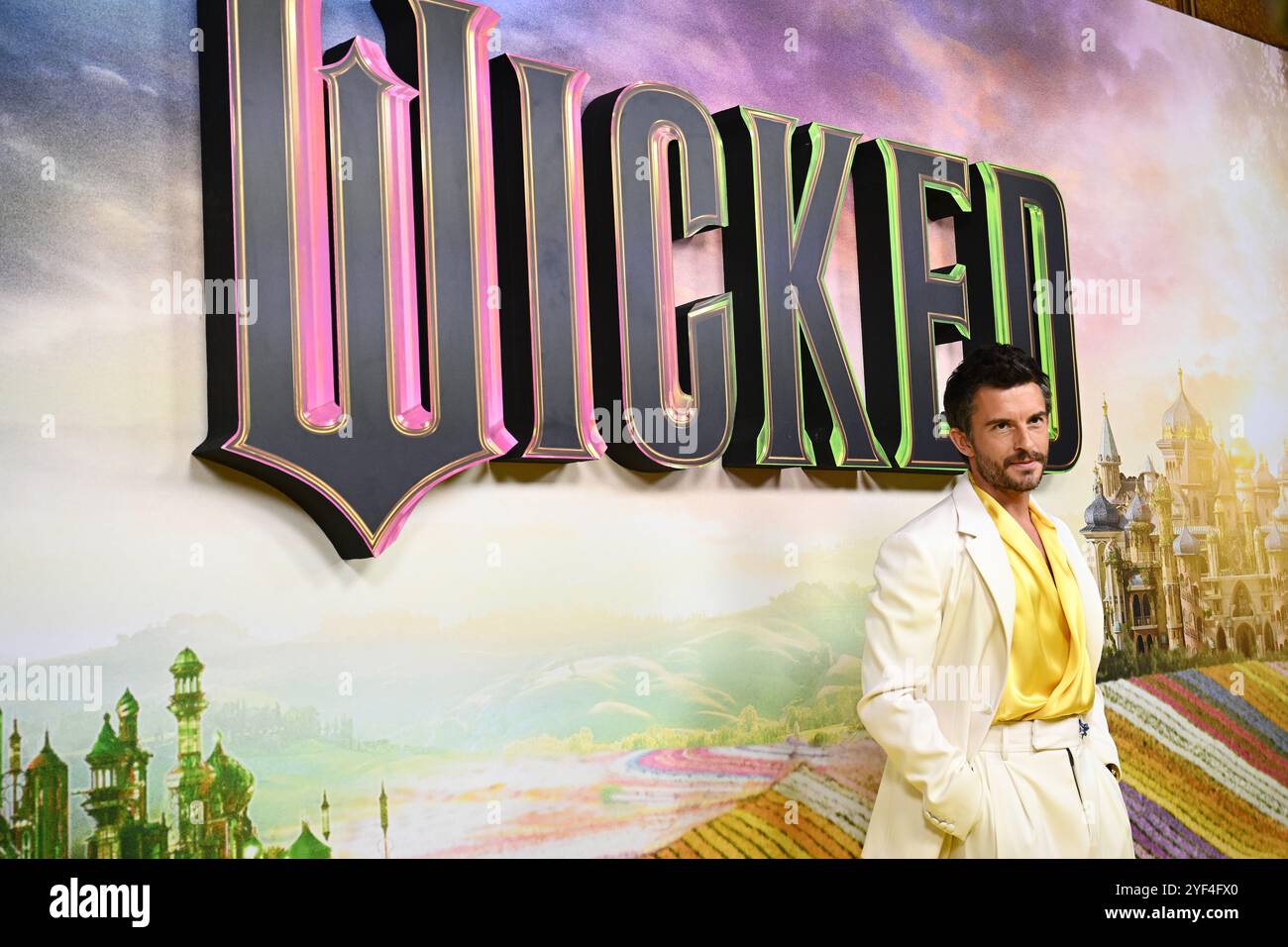 Sydney, Australia. 03rd Nov, 2024. Wicked cast member Jonathan Bailey ...