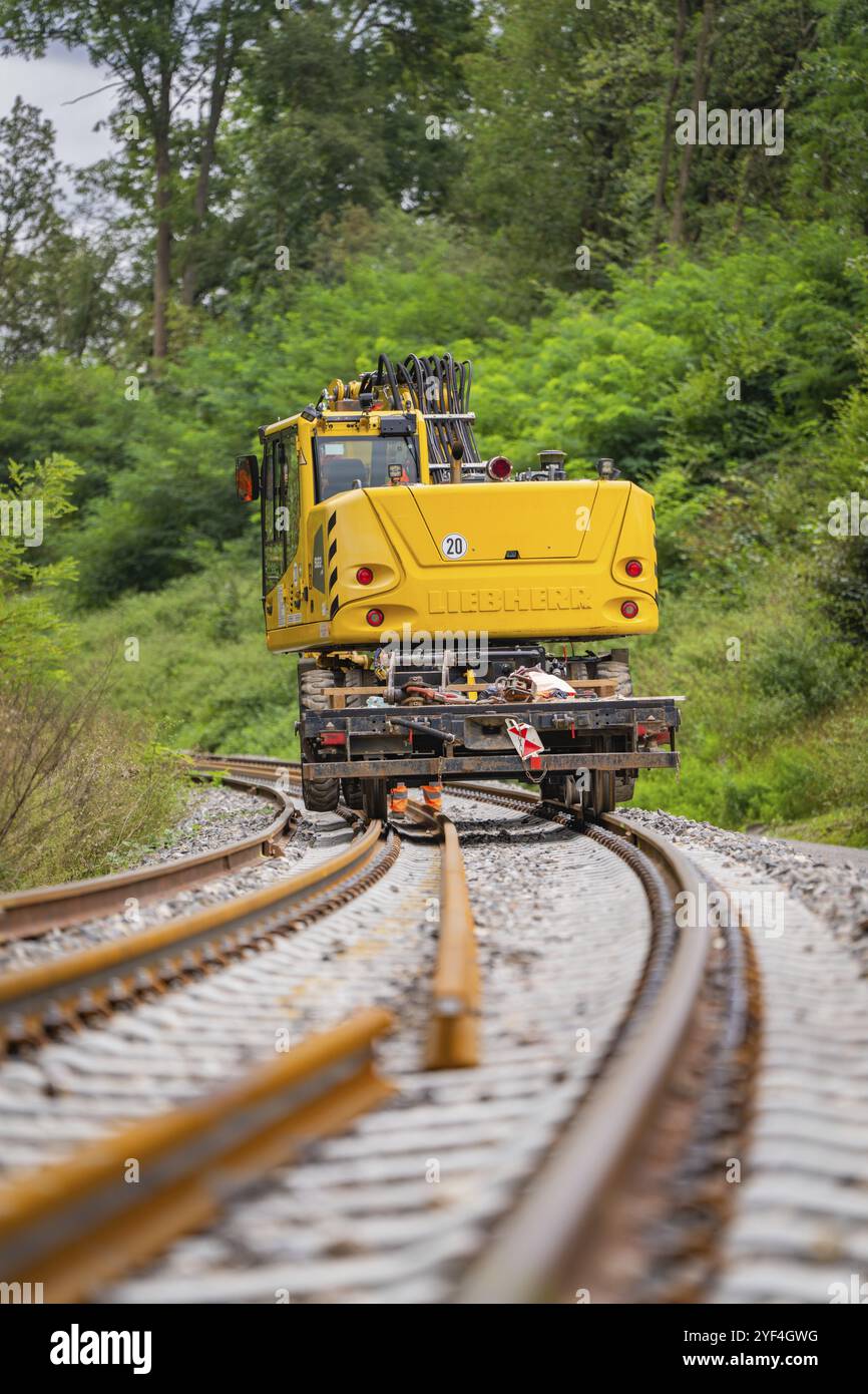 Construction equipment working hi-res stock photography and images - Alamy