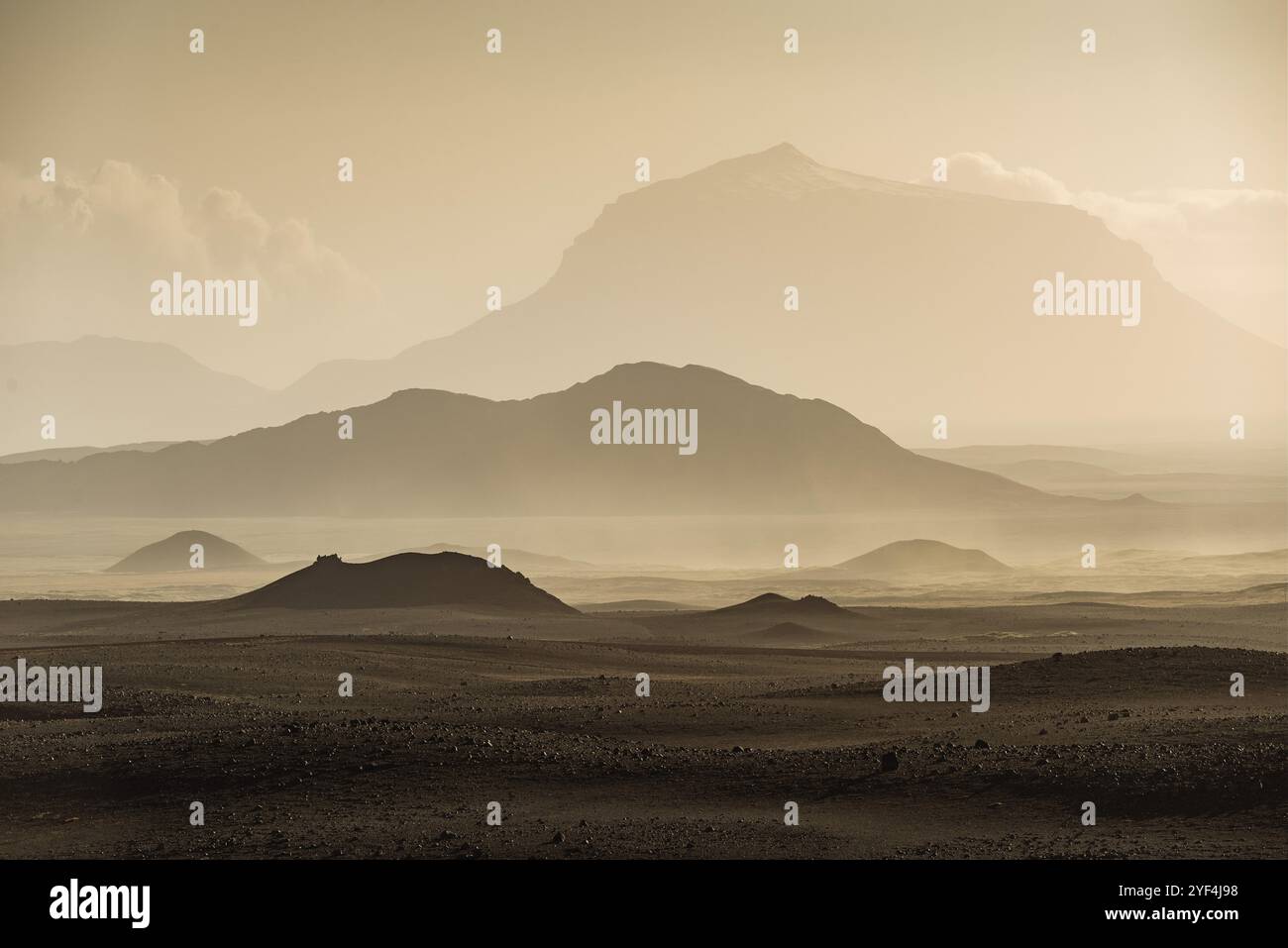 Sandstorm, table volcano HerÃ°ubreiÃ° or Herdubreid (German: die ...