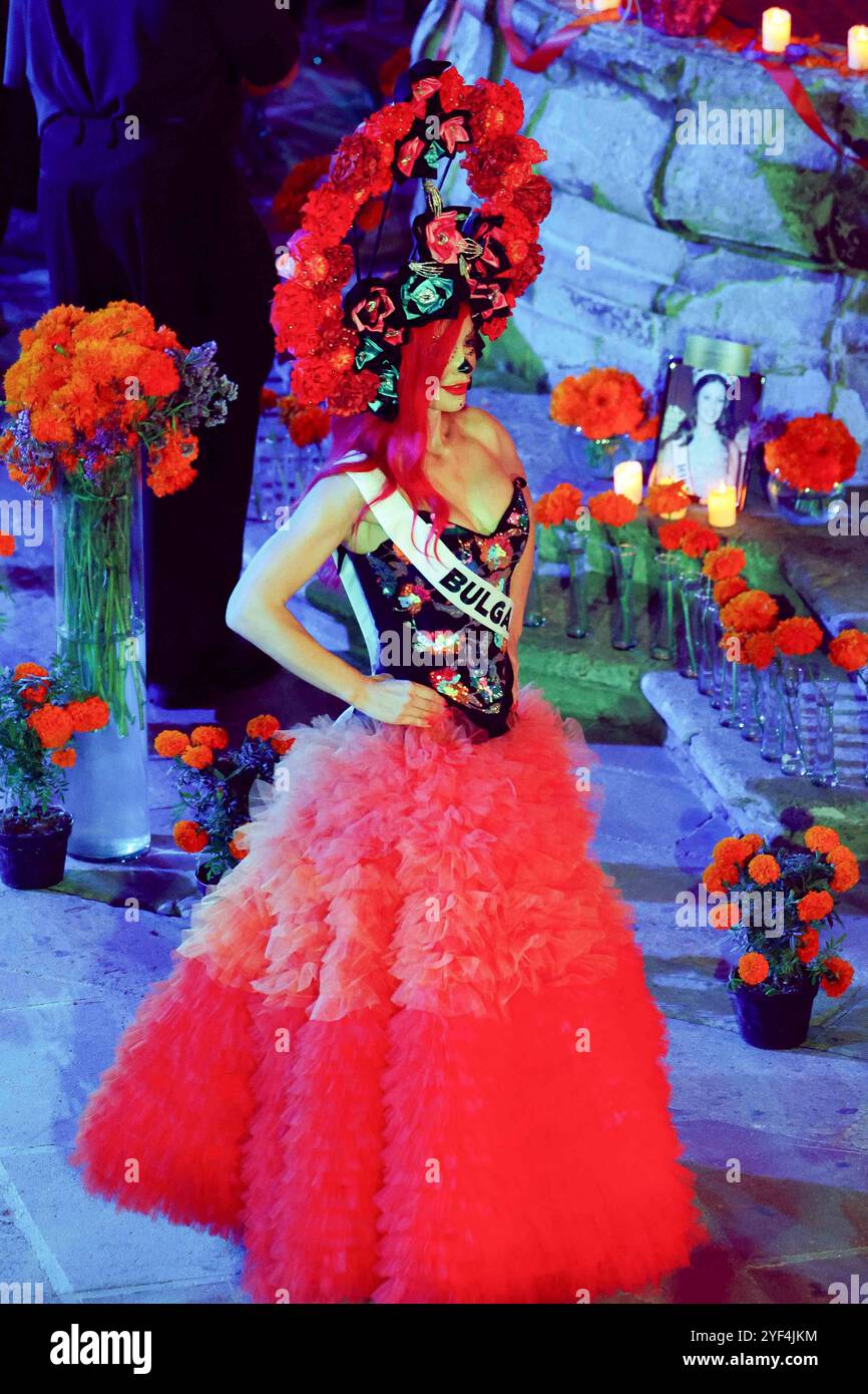 Miss Universe Catrinas Gala Catwalk Miss Bulgaria Elena Vian walks on ...