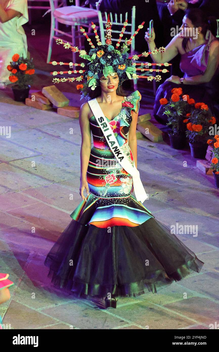 Miss Universe Catrinas Gala Catwalk Miss Siri Lanka Melloney ...