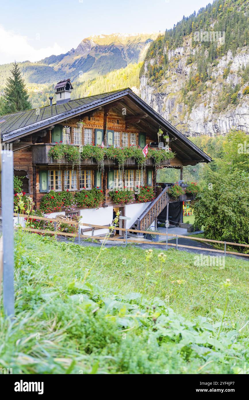 Traditional swiss chalet construction hi-res stock photography and ...