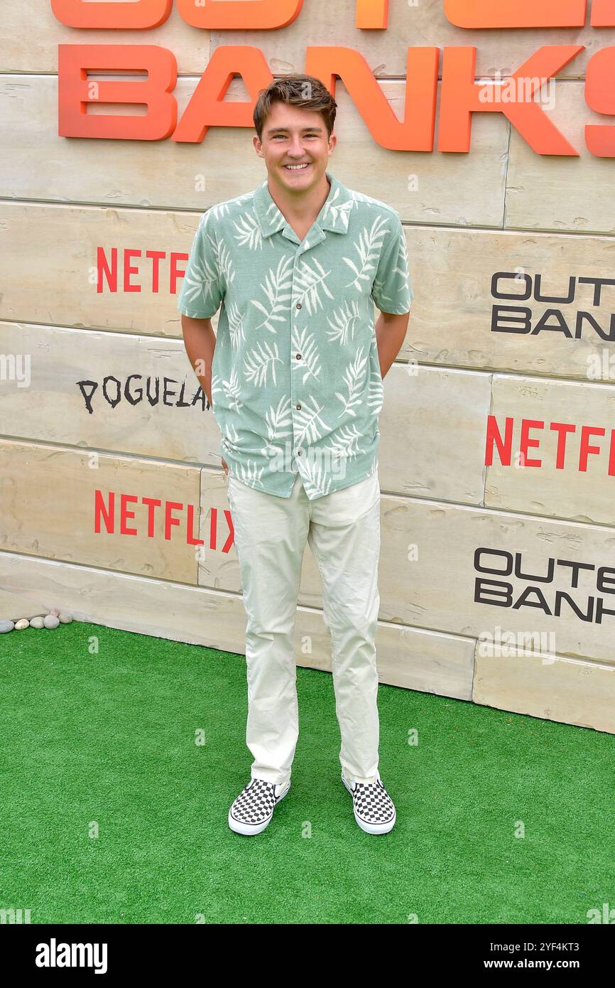Parker Seidel beim Netflix Event 'Poguelandia: An Outer Banks ...