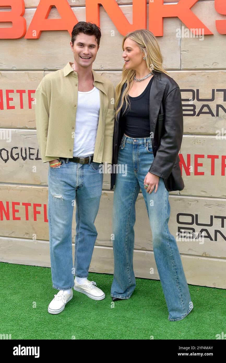 Chase Stokes und Kelsea Ballerini beim Netflix Event 'Poguelandia: An ...