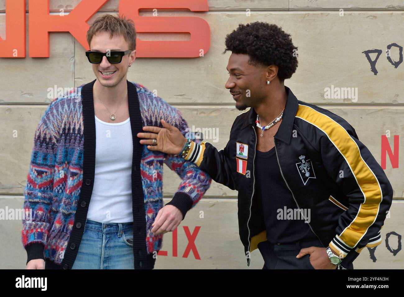 Drew Starkey und Jonathan Daviss beim Netflix Event Poguelandia: An ...