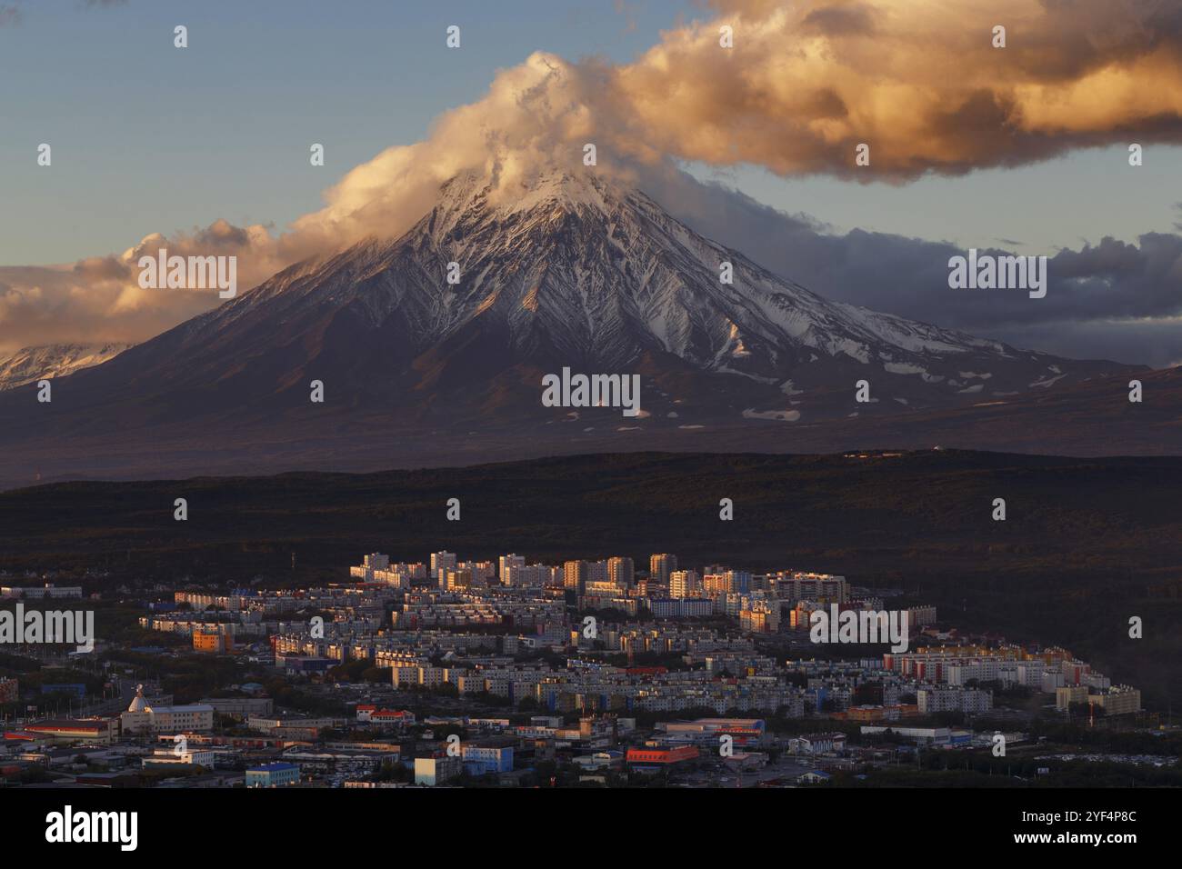 Koryak mountains hi-res stock photography and images - Alamy