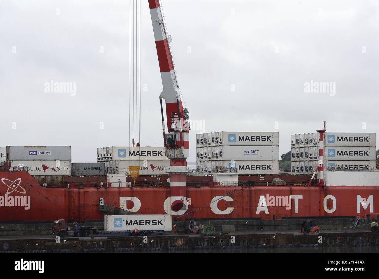 Crane unloaded Russian container cargo ship Sevmorput, nuclear-powered ...