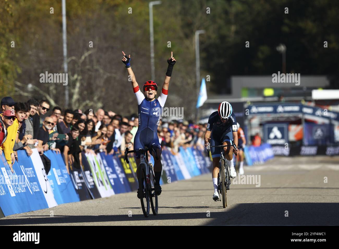 Pontevedra, Spain. 03rd Nov, 2024. French Celia Gery celebrates as she ...
