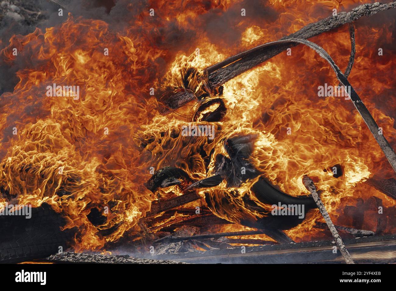 Flame fumes hi-res stock photography and images - Alamy