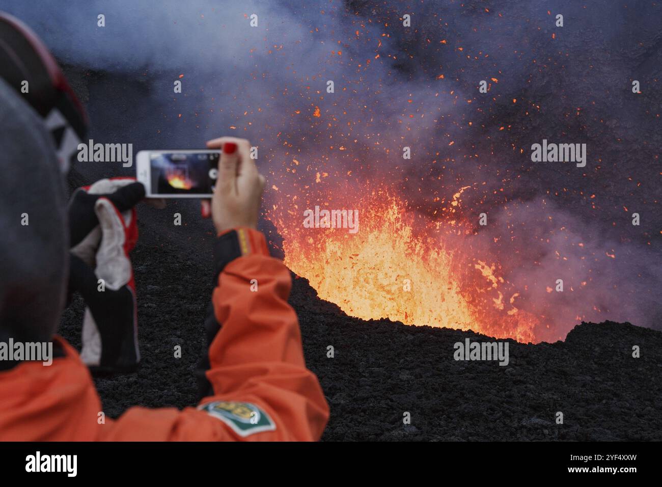 Lava smart phone hi-res stock photography and images - Alamy