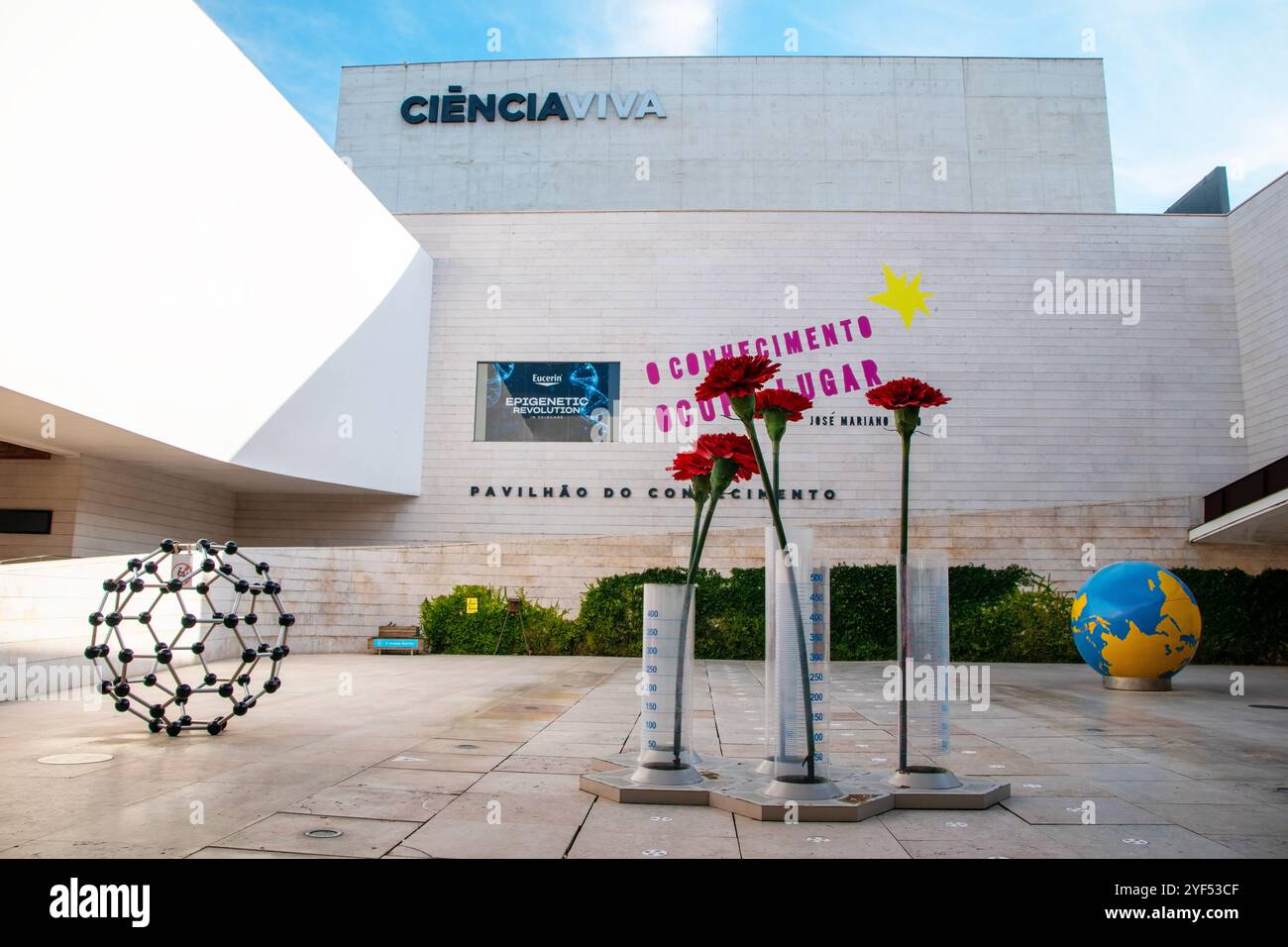The Interactive Science Museum with educational exhibits, cutting-edge ...